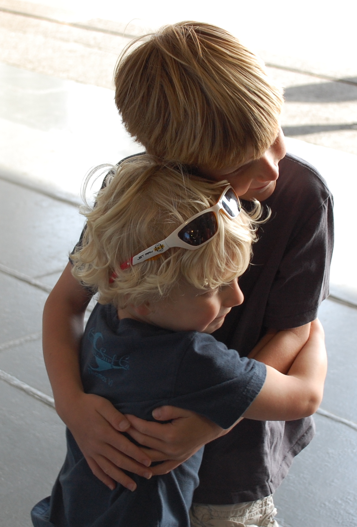 A Hug From God - Renee Robinson